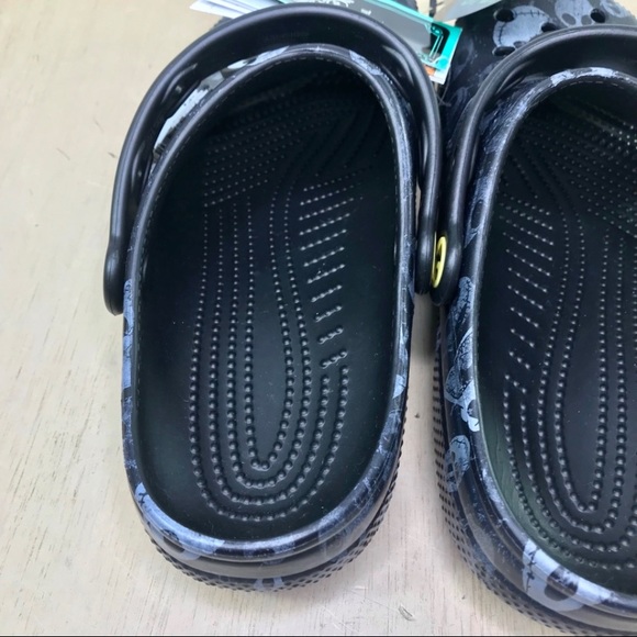 CROCS | Shoes | Crocs The Nightmare Before Christmas M4 W6 Glow Dark Black Clog Jack Skellington ...